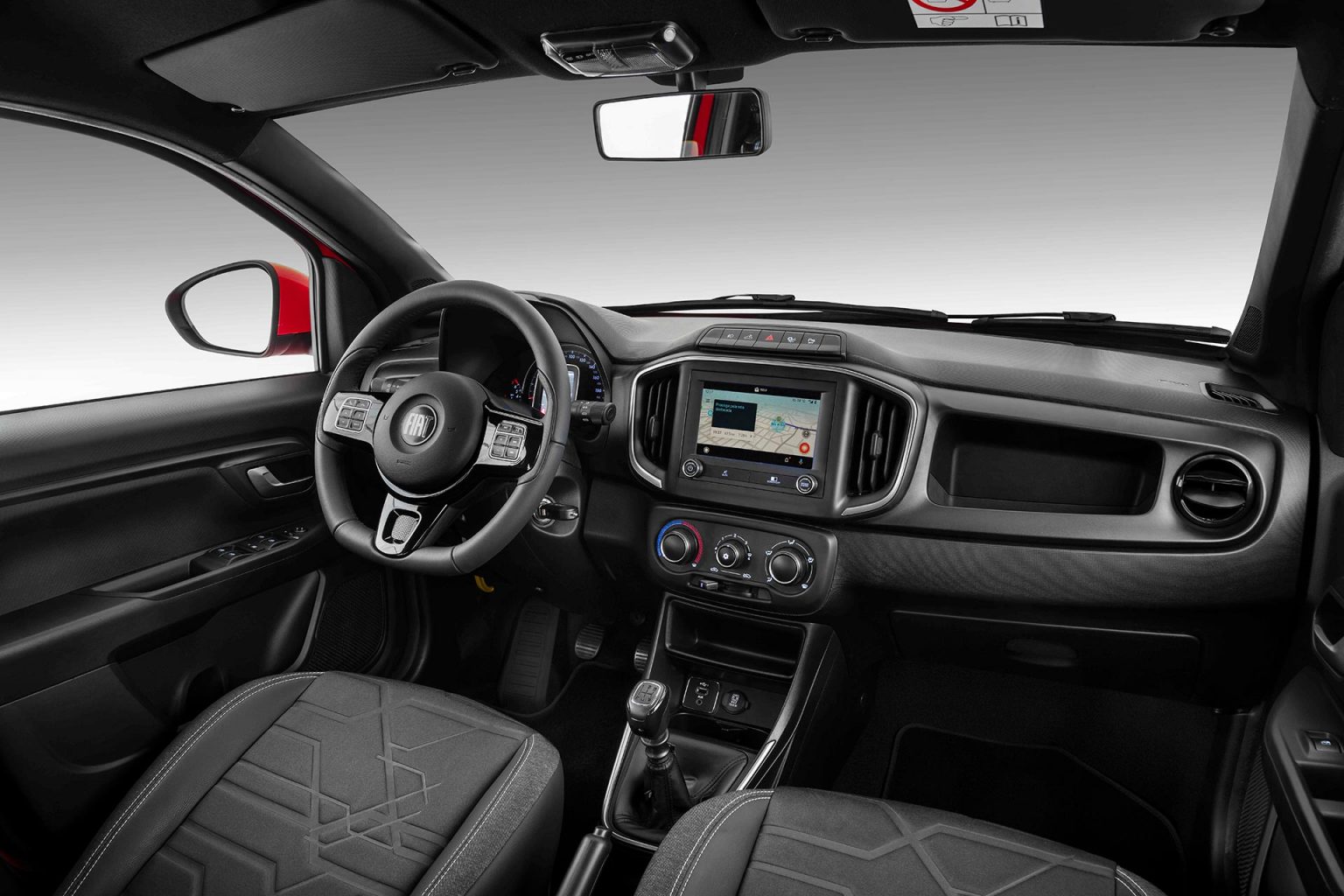 Test drive: Fiat Strada, la «chata» más accesible para el trabajo y la ...