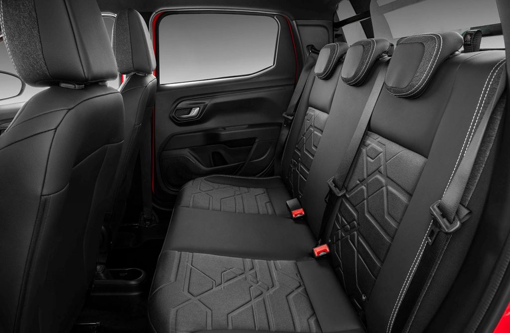 Test drive: Fiat Strada, la «chata» más accesible para el trabajo y la ...